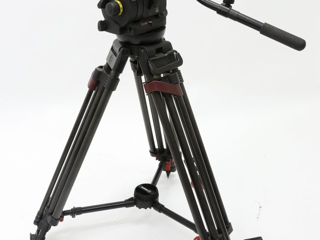 Location : Trépied Bogen Manfrotto - Tête Fluide 3066 et Trépied 3191 ...